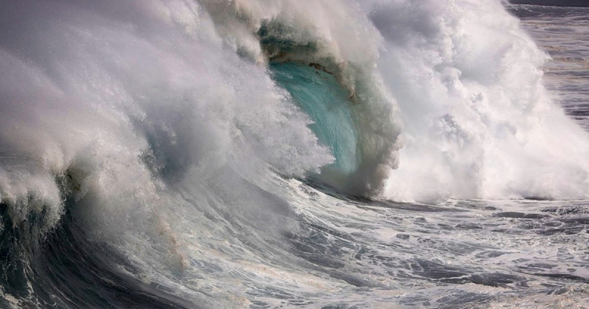 Les côtes ouest et sud de l'île vigilance vagues submersion