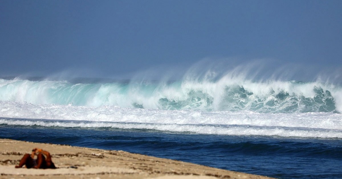 La houle va déferler sur les côtes réunionnaises à partir de ce soir