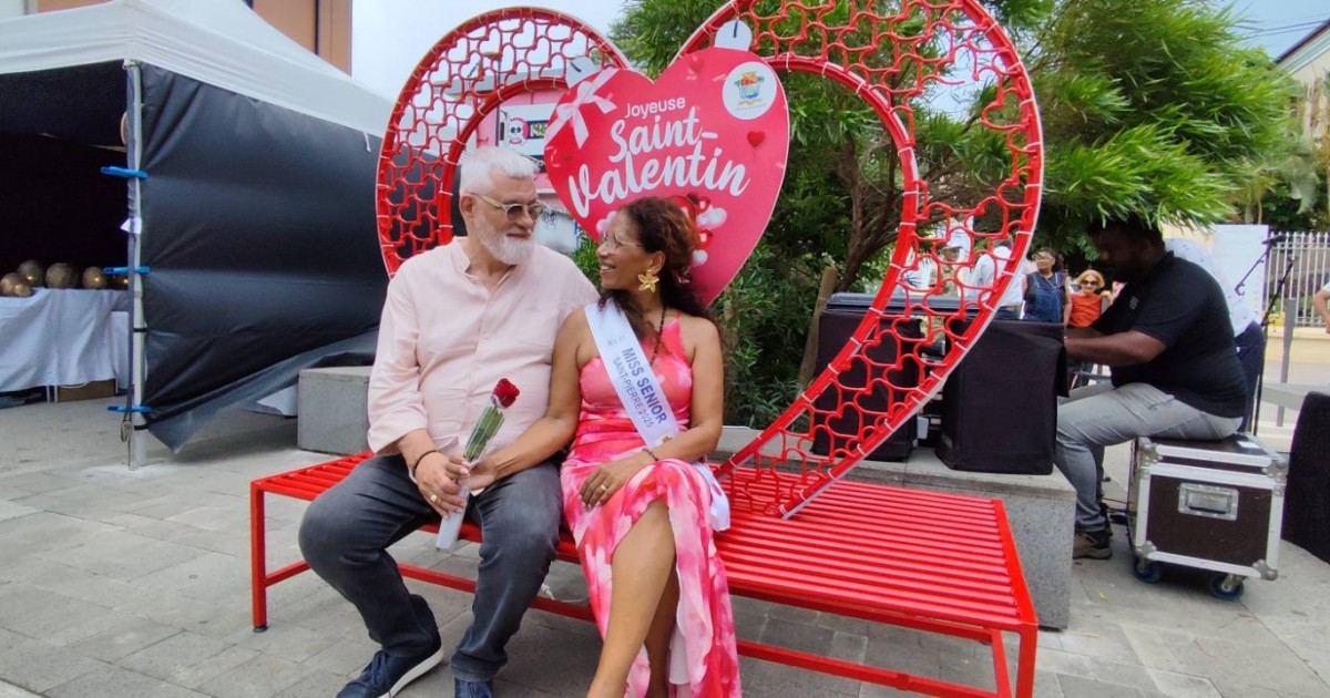 Saint-Pierre : roses rouges, musiques et l'amour célébré dans la ville