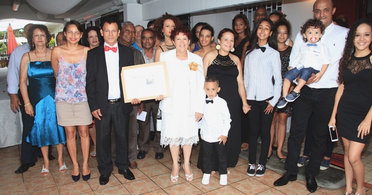 Les époux Hoareau ont fêté en famille leurs noces d'or