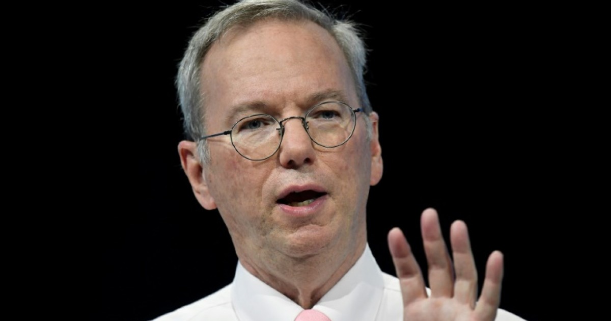 Le président d'Alphabet, maison-mère de Google, quitte ses fonctions