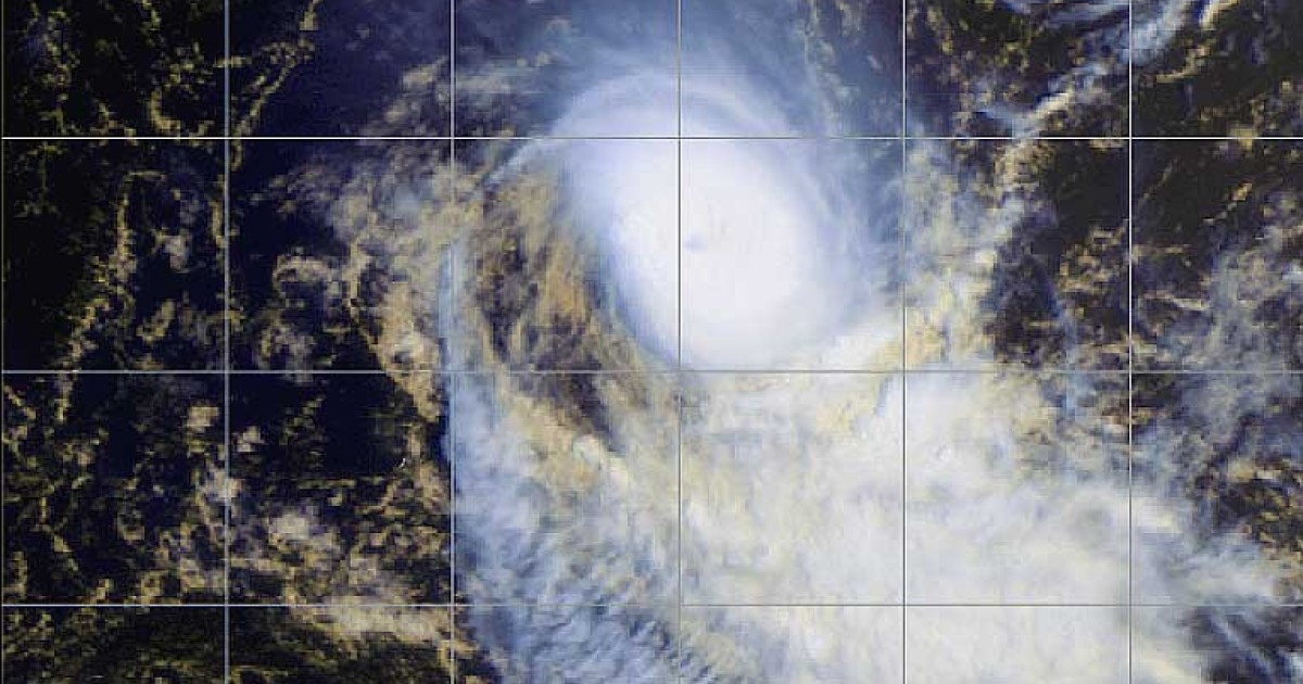 Gelane redevient cyclone et se rapproche
