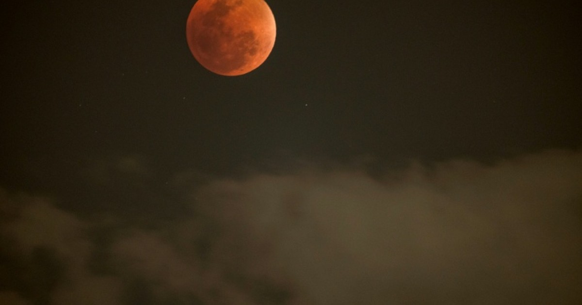 Une "Lune de sang" observée durant une éclipse totale de Lune