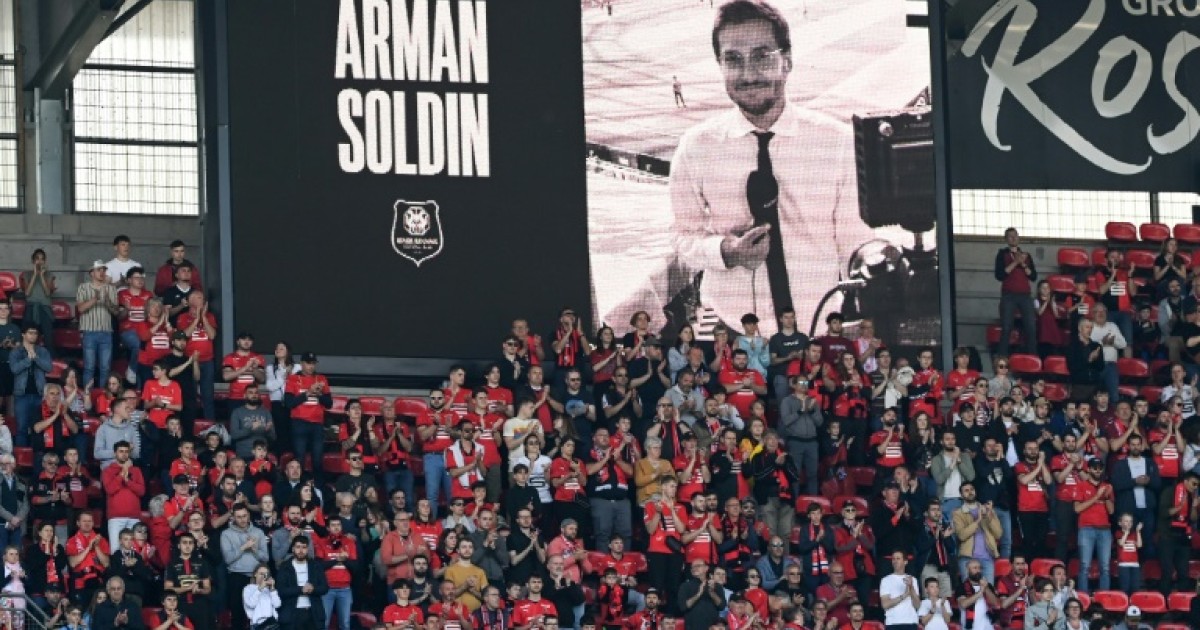 Rennes rend hommage à Arman Soldin, journaliste AFP mort en Ukraine