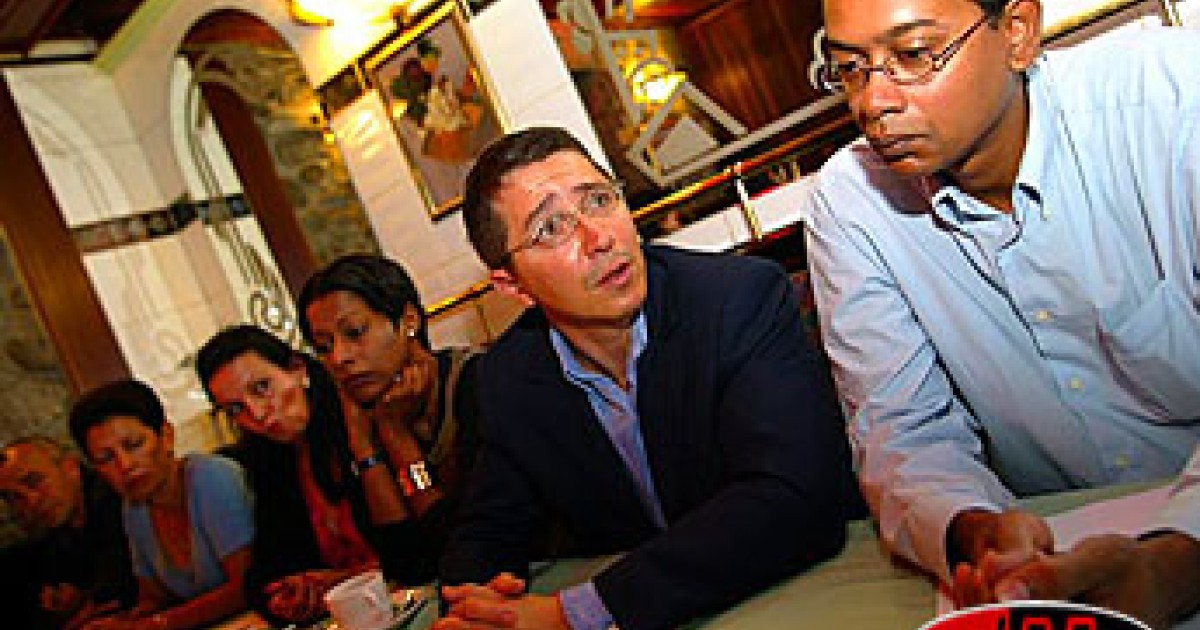 J-J. Morel forme son groupe