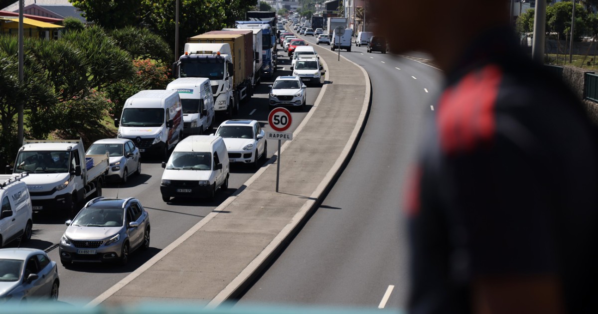 L'embouteillage entre Sainte-Suzanne et Saint-Denis se résorbe