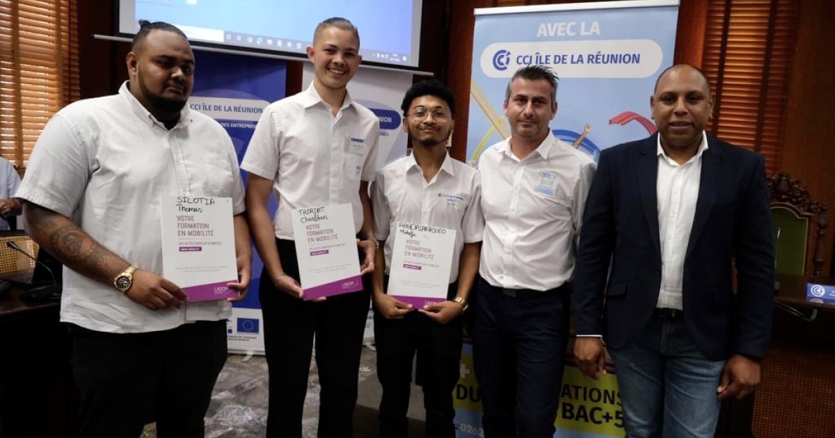 De La Réunion au Sénat : 4 apprentis du Centhor "i pass la mèr" pendant ...