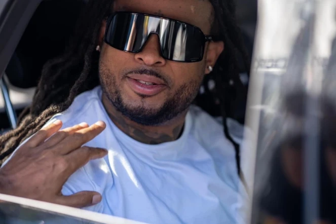 Le chanteur Kalash est arrivé à La Réunion